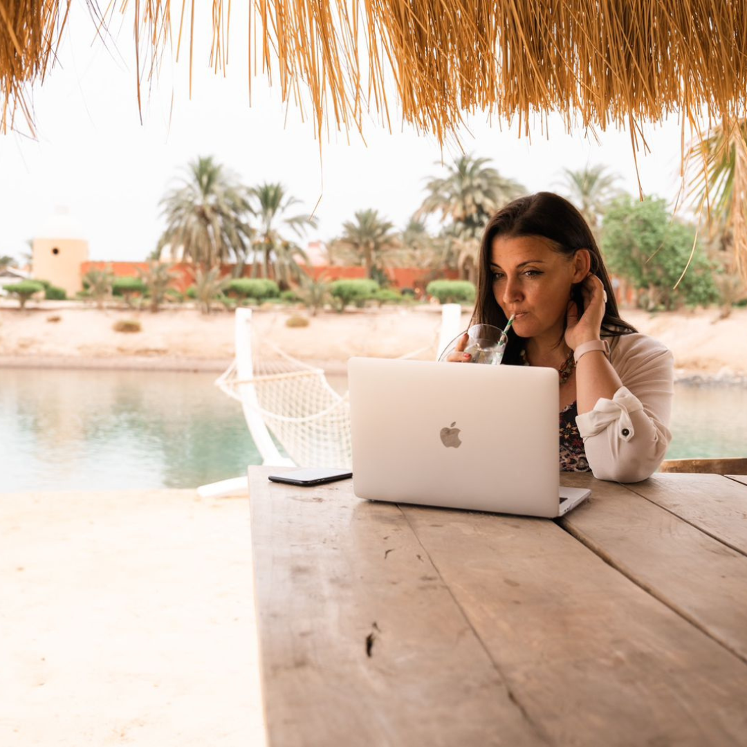About Michelle Dale (Creator of 1nSourcing™) | Virtual Miss Friday
