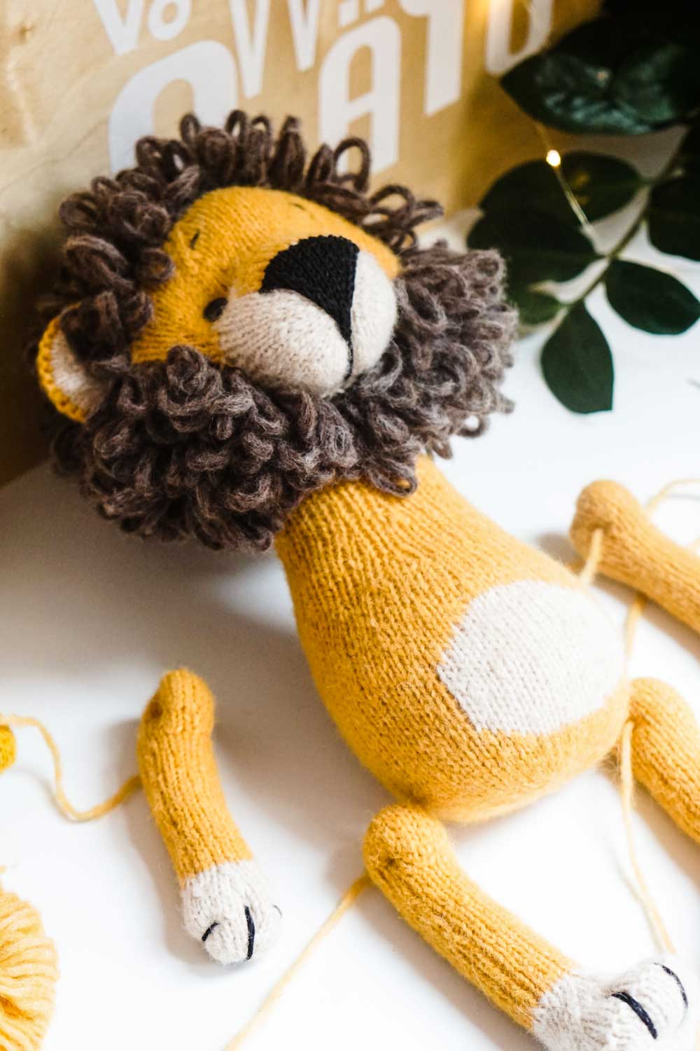 Knitting Pattern - Large Lion + Video Bonus!