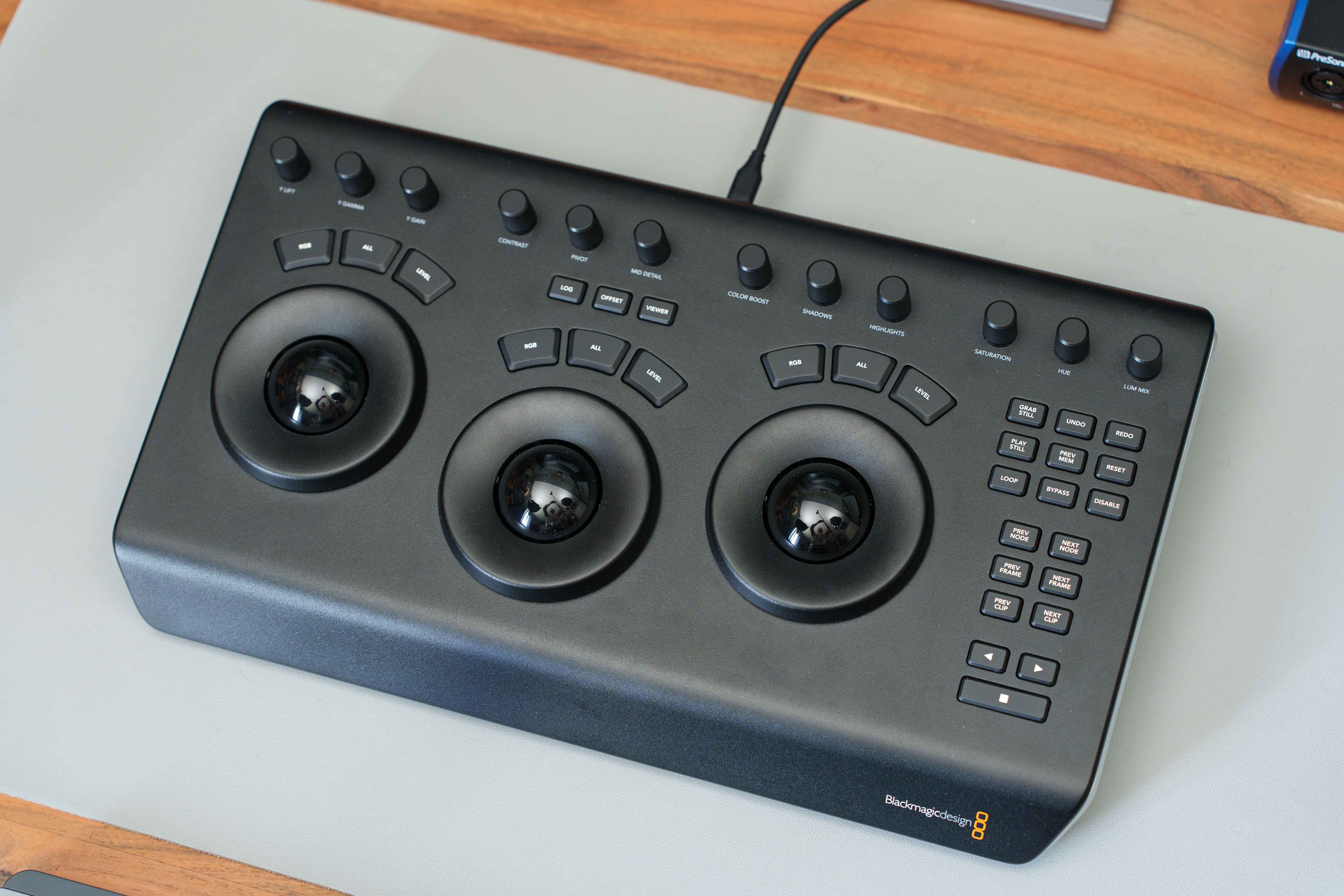 Micro Panel pour Davinci Resolve