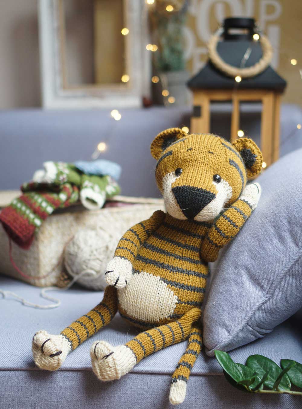 Knitting Pattern - Large Tiger + Video Bonus!