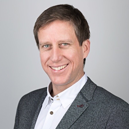 Alex Searle | Think Clearly. Speak Simply. Grow Boldly.